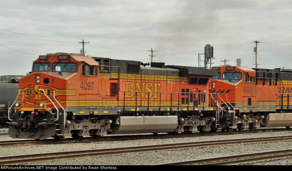 BNSF 4097 Westbound